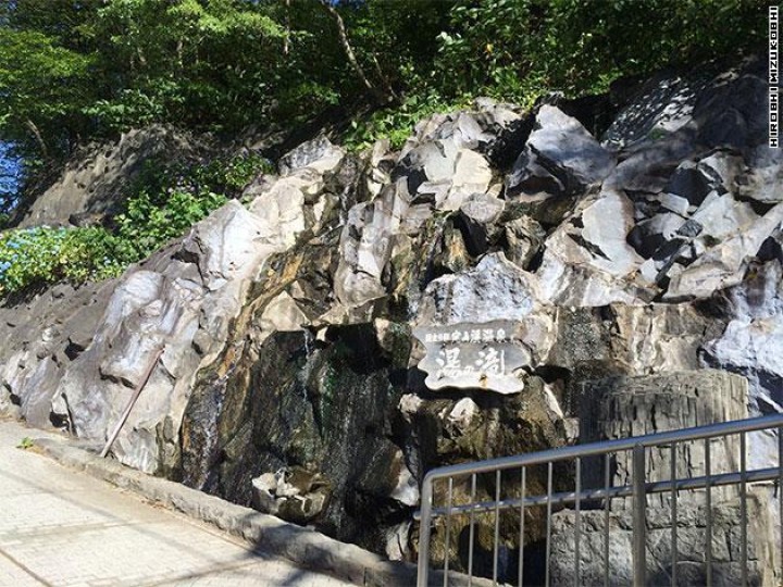 Jozankei Gensen Koen Park, The Palace of Hot Spa in Sapporo – Fleemy ...