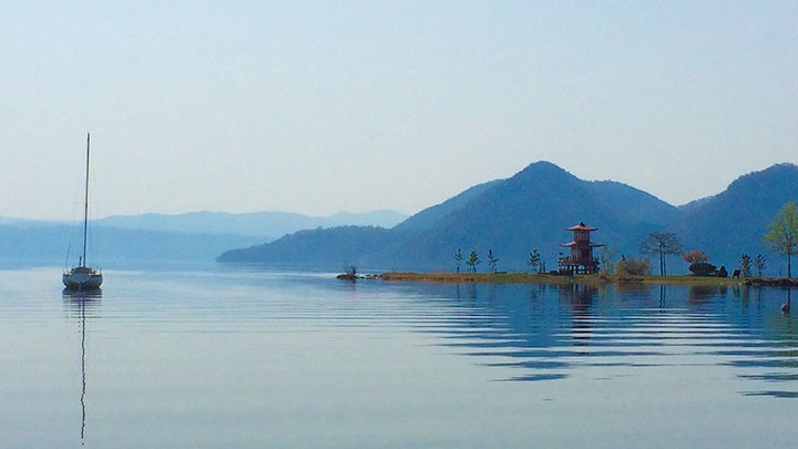 Lake Toya, Toyako | Fleemy | Sights and Travel Information of Hokkaido